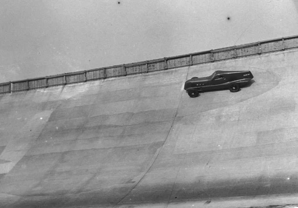 Renault Nervasport des Records (1934) - l'Automobile Ancienne