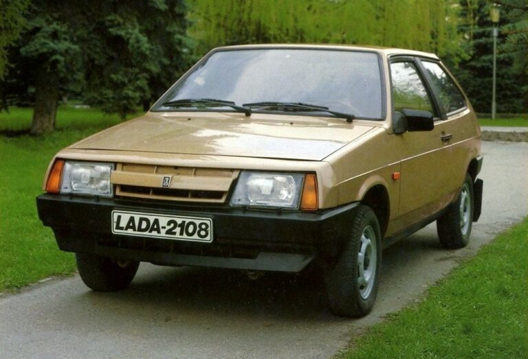 La page de la Lada Samara - l'Automobile Ancienne