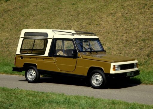 La page du Renault Rodéo - l'Automobile Ancienne