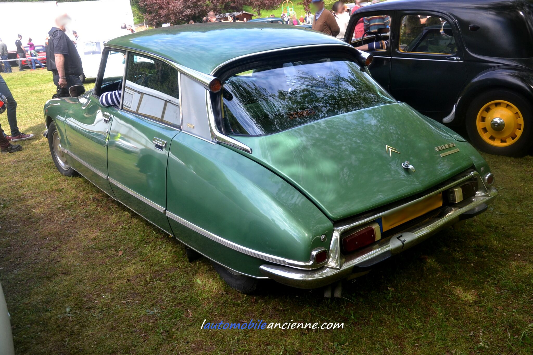 La page de la Citroën DS (1955-1975) - l'Automobile Ancienne