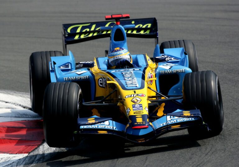 Les Renault F1 - l'Automobile Ancienne