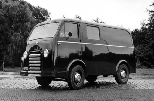 DAF A10 (1950-1955) | l'Automobile Ancienne